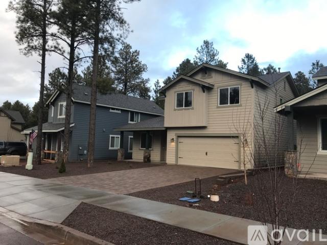 4 BR, 2.5 BA Apartment 2317 West Mission Timber Circle, Flagstaff, AZ 86001