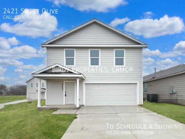 4 BR, 2.5 BA Apartment 2421 Sweet Olive, New Braunfels, TX 78130