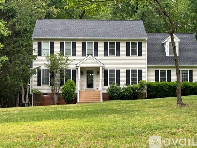 4 BR, 2.5 BA Apartment 2542 Loch Gate Lane, Powhatan, VA 23139