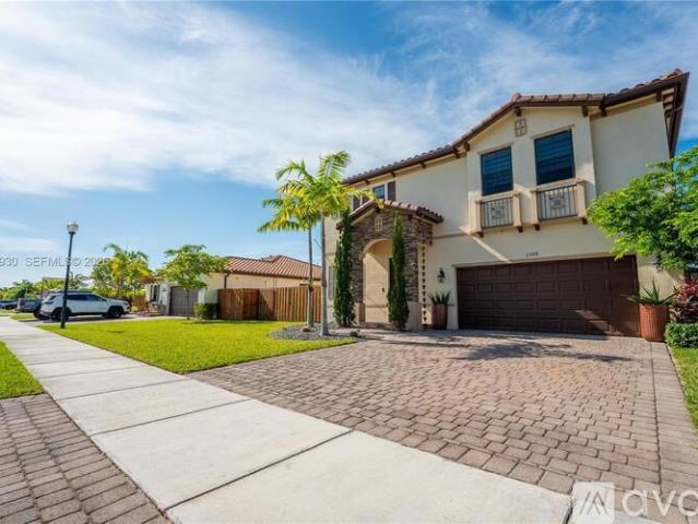 4 BR, 2.5 BA Apartment 2588 SE 2nd St, Homestead, FL 33033