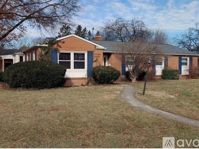 4 BR, 2.5 BA Apartment 2536 Sonata Dr, Columbus, OH 43209