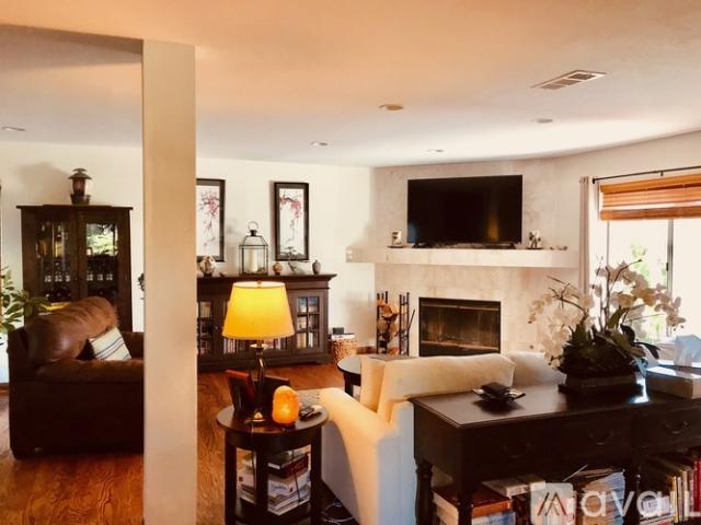 4 BR, 2.5 BA Apartment 2657 Cazadero Drive, Carlsbad, CA 92009