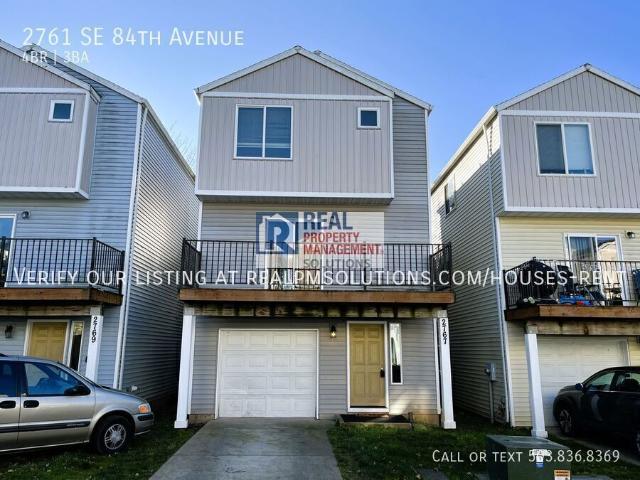 4 BR, 2.5 BA Apartment 2761 SE 84th Avenue, Portland, OR 97266