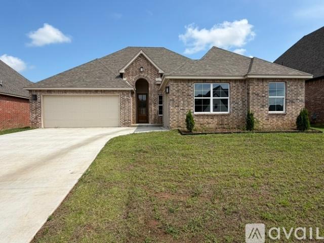 4 BR, 2.5 BA Apartment 2843 E 141st Ct S, Bixby, OK 74008