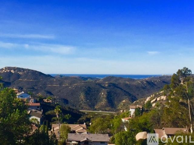 4 BR, 2.5 BA Apartment 28430 Wimbleton Ln, Escondido, CA 92026