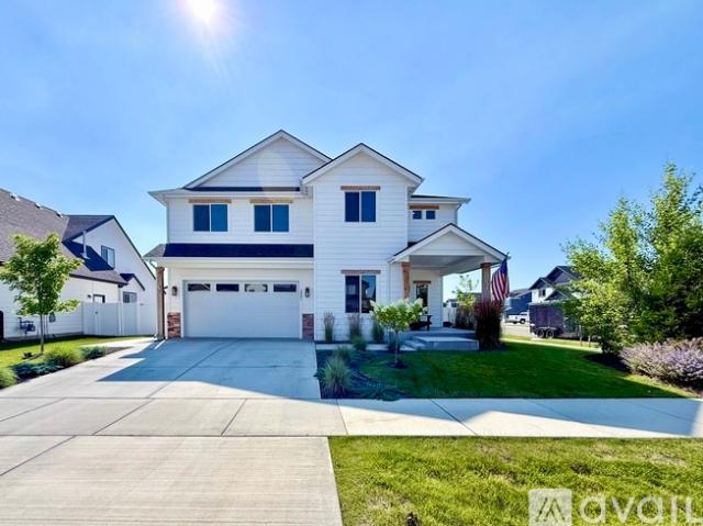 4 BR, 2.5 BA Apartment 2881 Wrenley Lane, Post Falls, ID 83854