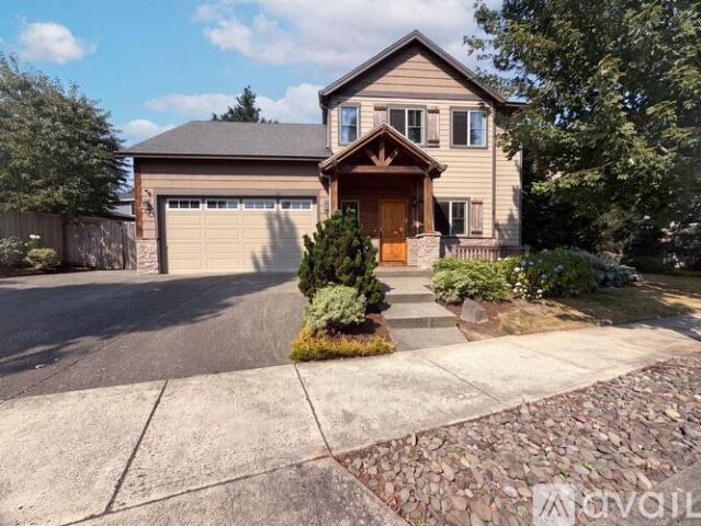 4 BR, 2.5 BA Apartment 2818 SE Condor Ave, Gresham, OR 97080