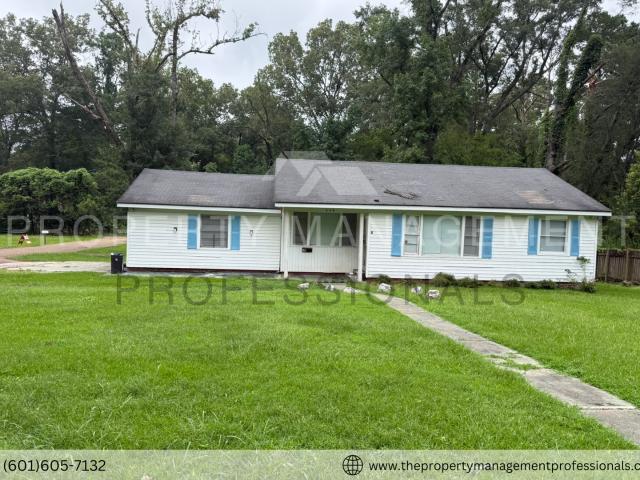 4 BR, 2.5 BA Apartment 348 Colonial Dr, Jackson, MS 39204