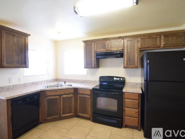 4 BR, 2.5 BA Apartment 3401 Regency Dr, Killeen, TX 76549