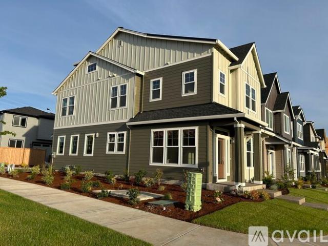 4 BR, 2.5 BA Apartment 3408 SE 81st Ave, Hillsboro, OR 97123