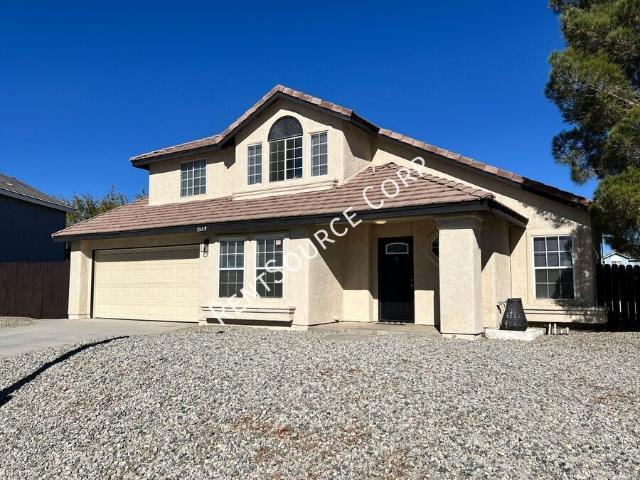 4 BR, 2.5 BA Apartment 3559 E Ave R14, Palmdale, CA 93550