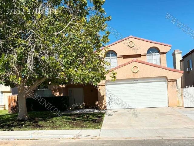 4 BR, 2.5 BA Apartment 37637 17TH ST E, PALMDALE, CA 93550