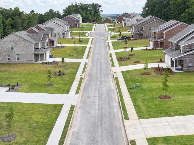 4 BR, 2.5 BA Apartment 3714 Grand Prix Drive NE Unit 206, Conyers, GA 30013