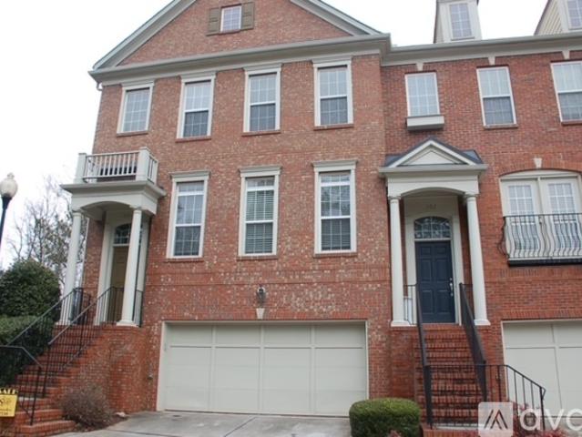 4 BR, 2.5 BA Apartment 4051 Orchard Road Southeast, Unit 101, Atlanta, GA 30339