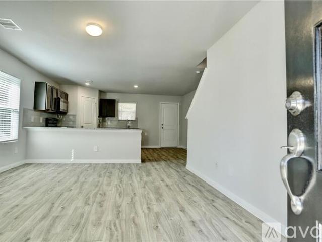 4 BR, 2.5 BA Apartment 406 Noel, Livingston, TX 77351