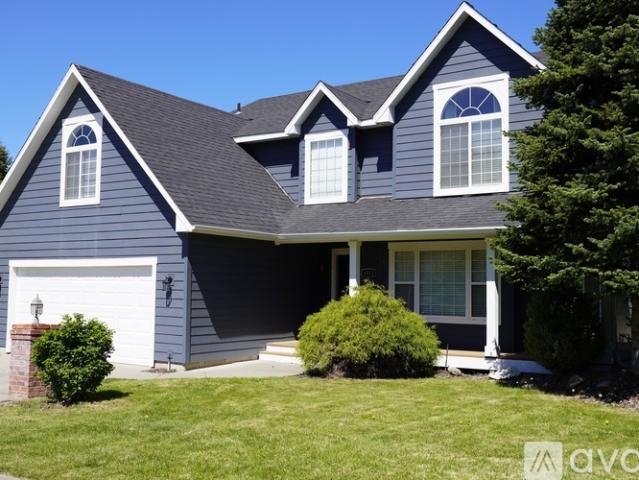 4 BR, 2.5 BA Apartment 4311 East 41st Avenue, Spokane, WA 99223