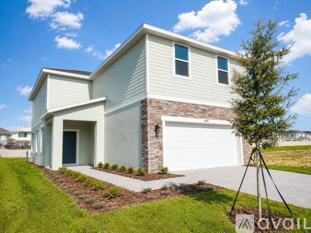 4 BR, 2.5 BA Apartment 4458 River Beacon Blvd, Davenport, FL 33837