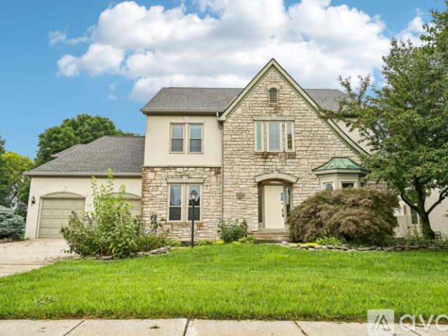4 BR, 2.5 BA Apartment 4543 Carrington Way, Hilliard, OH 43026