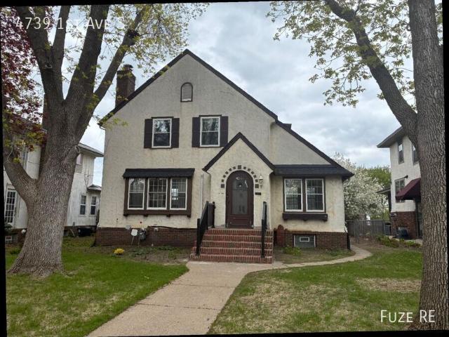 4 BR, 2.5 BA Apartment 4739 1st Ave S, Minneapolis, MN 55419