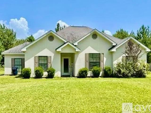 4 BR, 2.5 BA Apartment 48686 North Prevost Lane, Loranger, LA 70446