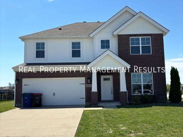 4 BR, 2.5 BA Apartment 4817 White Chapel Drive, Newburgh, IN 47630