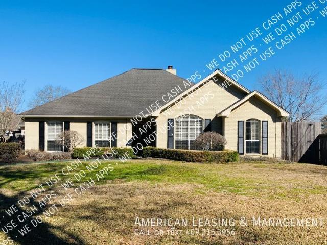 4 BR, 2.5 BA Apartment 4820 Edgewood LN, Beaumont, TX 77706