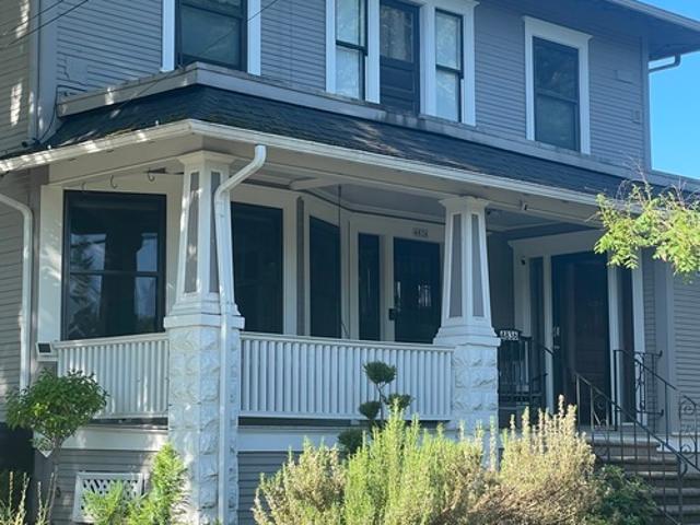 4 BR, 2.5 BA Apartment 4836 SE Franklin St, Portland, OR 97206
