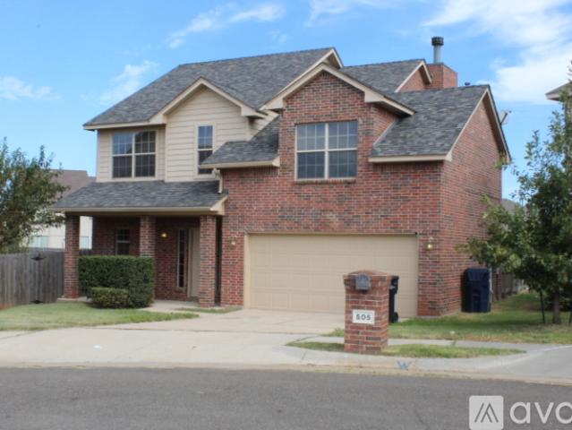 4 BR, 2.5 BA Apartment 505 SW 121st Pl, Oklahoma City, OK 73170