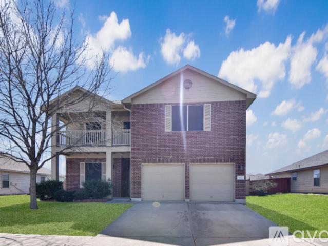 4 BR, 2.5 BA Apartment 502 E Libra Dr, Killeen, TX 76542