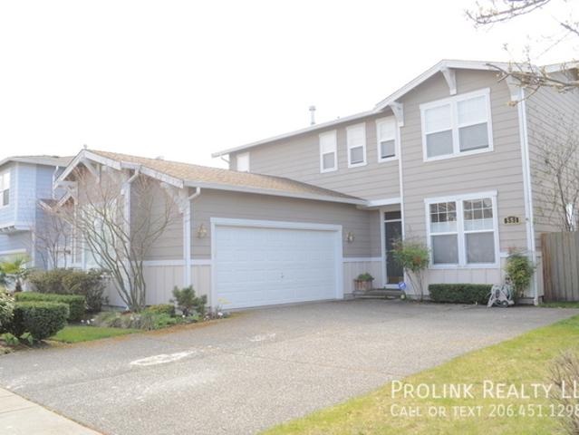 4 BR, 2.5 BA Apartment 551 Quincy Ave NE, Renton, WA 98059