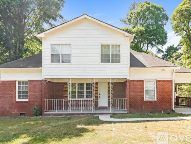 4 BR, 2.5 BA Apartment 6322 Temple St, Lithia Springs, GA 30024