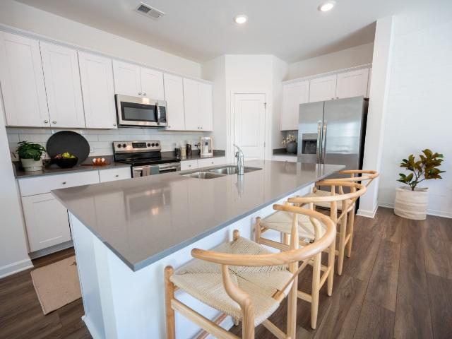 4 BR, 2.5 BA Apartment 6462 Waypoint Street Unit 6419, Flowery Branch, GA 30542
