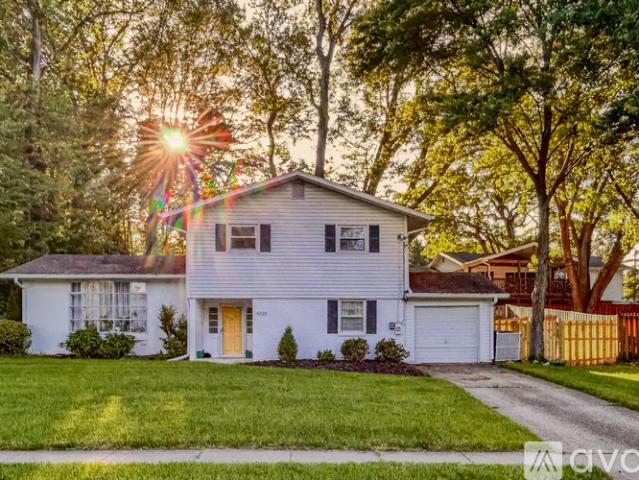 4 BR, 2.5 BA Apartment 6824 Murray Lane, Annandale, VA 22003