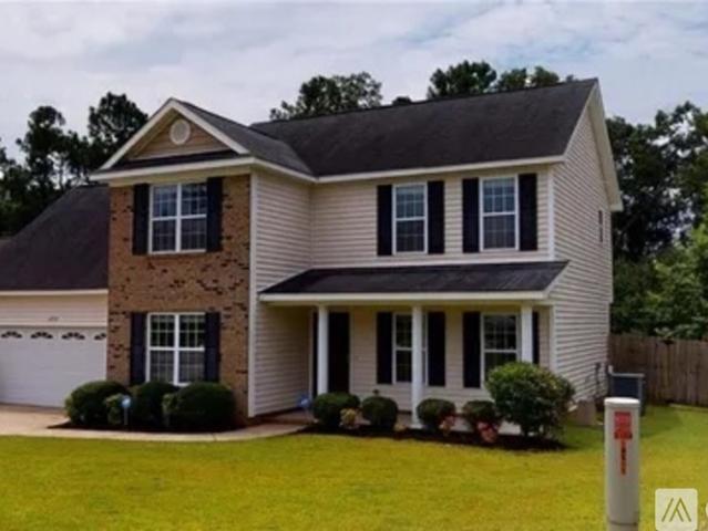 4 BR, 2.5 BA Apartment 6932 Saint Julian Way, Fayetteville, NC 28314