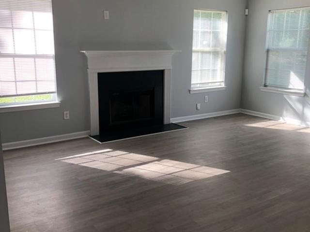 4 BR, 2.5 BA Apartment 7402 Petunia Drive, Riverdale, GA 30296