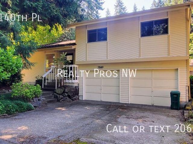 4 BR, 2.5 BA Apartment 7849 NE 140th Pl, Kirkland, WA 98034