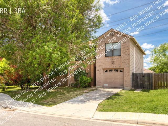 4 BR, 2.5 BA Apartment 7807 Clipper Pass, San Antonio, TX 78254