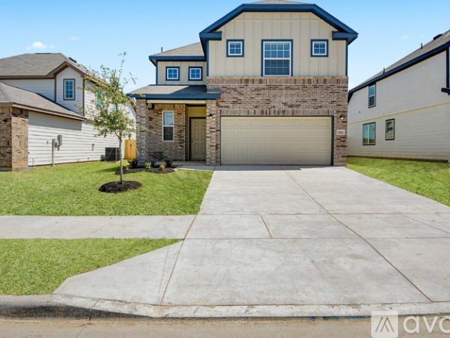 4 BR, 2.5 BA Apartment 7809 White Spruce Lane, Fort Worth, TX 76123
