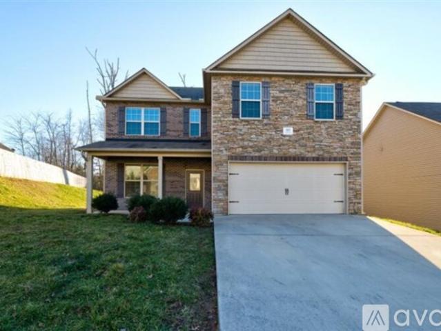 4 BR, 2.5 BA Apartment 805 Concord Crossing Ln, Knoxville, TN 37934