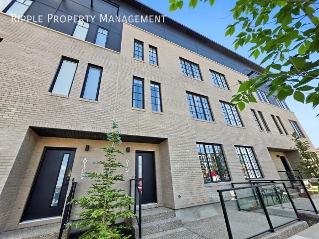4 BR, 2.5 BA Apartment 8161 8 Ave SW, Calgary, AB T3H 6H9