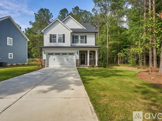 4 BR, 2.5 BA Apartment 835 Blue Bird Dr, Vass, NC 28394
