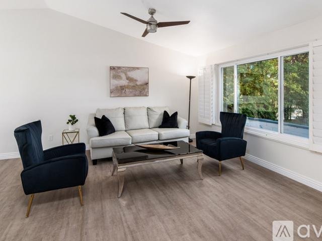 4 BR, 2.5 BA Apartment 8825 Twin Trails Dr, San Diego, CA 92129