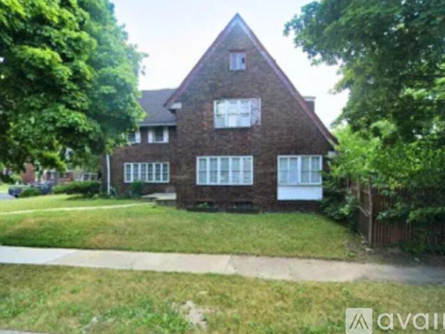 4 BR, 2.5 BA Apartment 8951 La Salle Blvd, Detroit, MI 48202