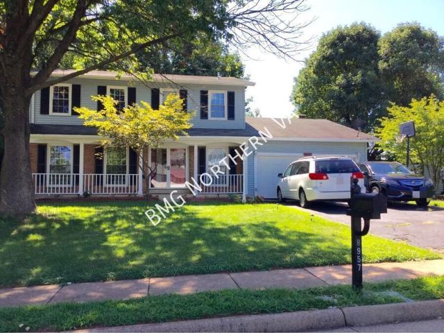 4 BR, 2.5 BA Apartment 8957 Rolling Rd, Manassas, VA 20110