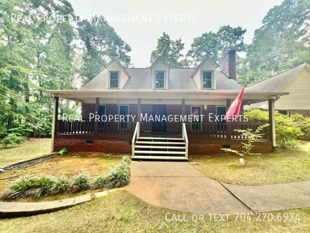 4 BR, 2.5 BA Apartment 9024 Highland Creek Pkwy, Charlotte, NC 28269