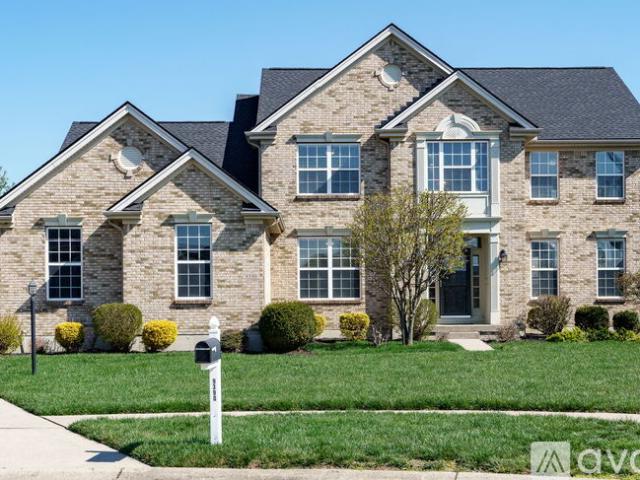 4 BR, 2.5 BA Apartment 9390 Remington Hill Rd, Centerville, OH 45458