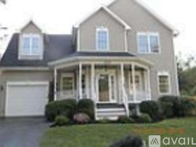 4 BR, 2.5 BA Apartment 9508 Dabney Court, Fredericksburg, VA 22408