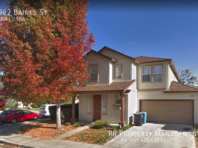 4 BR, 2.5 BA Apartment 962 Baines St East Palo Alto, CA 94303