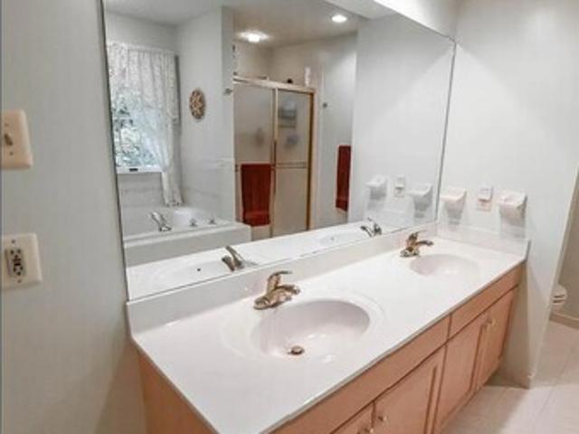 4 BR, 2.5 BA Apartment Swanson Creek Lane, Charles County, MD 20637