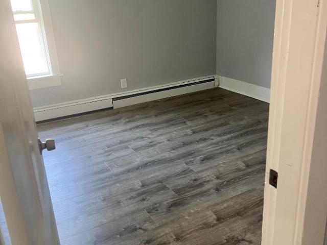 4 Br, 2 bath, Townhouse/Brownstone/RowHouse 12 Hartely St